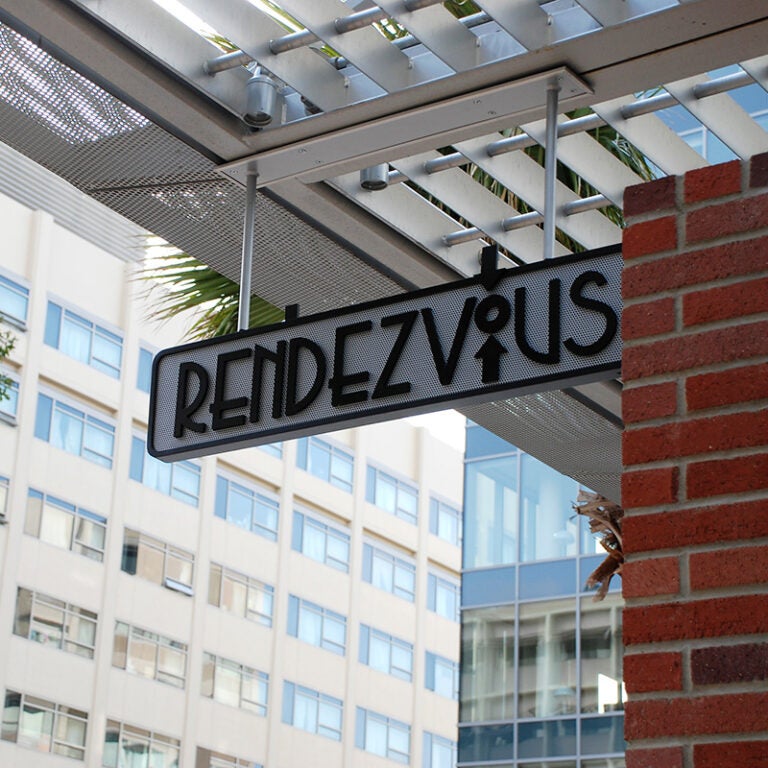 Rendezvous – Dining